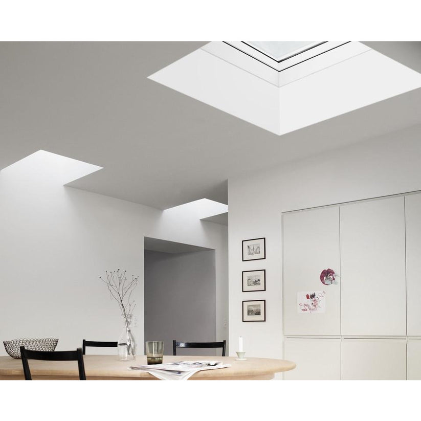 VELUX CFP 120120 S00G Clear Fixed Flat Roof Window (120 x 120 cm)