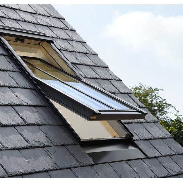 VELUX GGL UK04 SD5N3 Pine Conservation Window | Roofing Outlet
