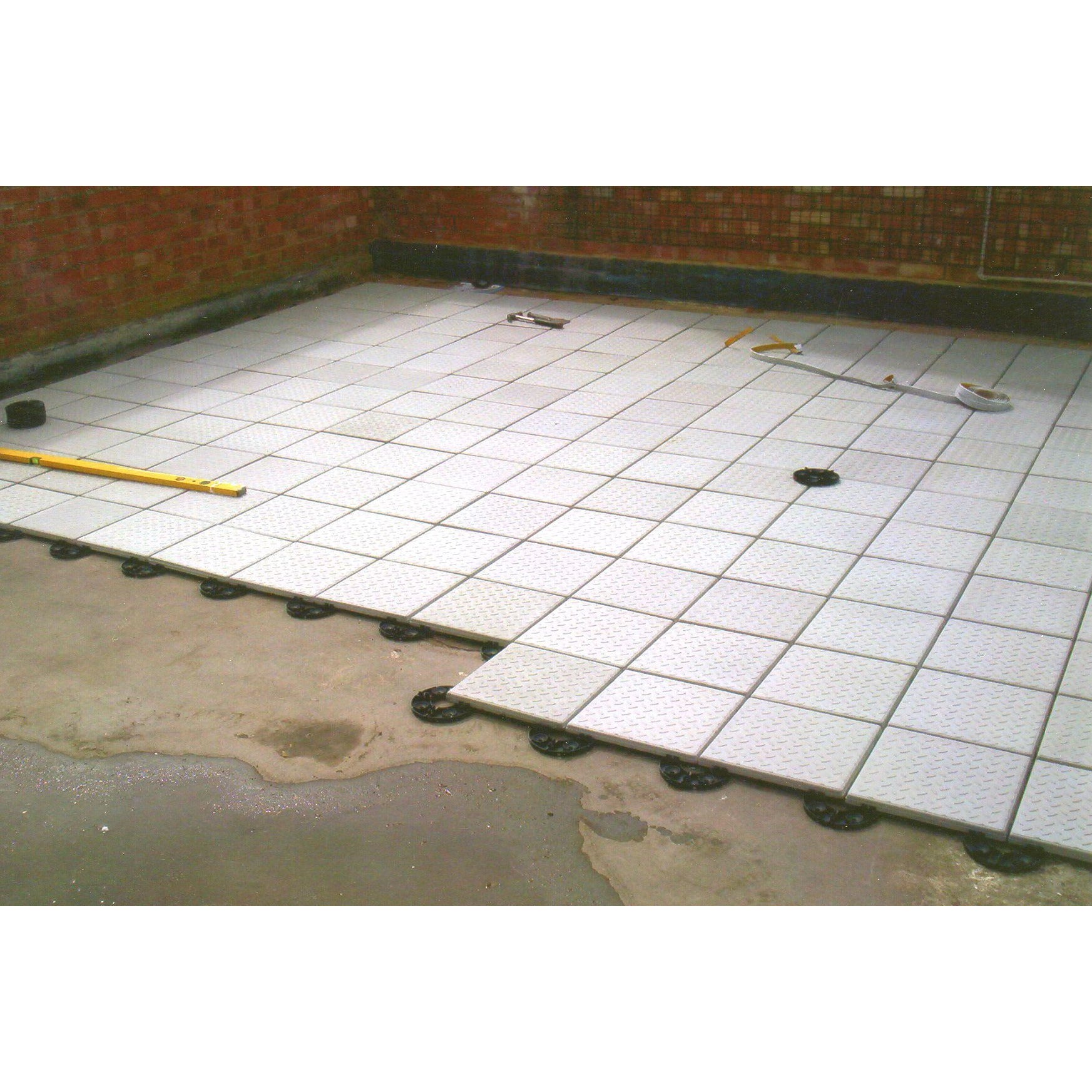 Plastic Stackable Support Pads | Roofing Outlet