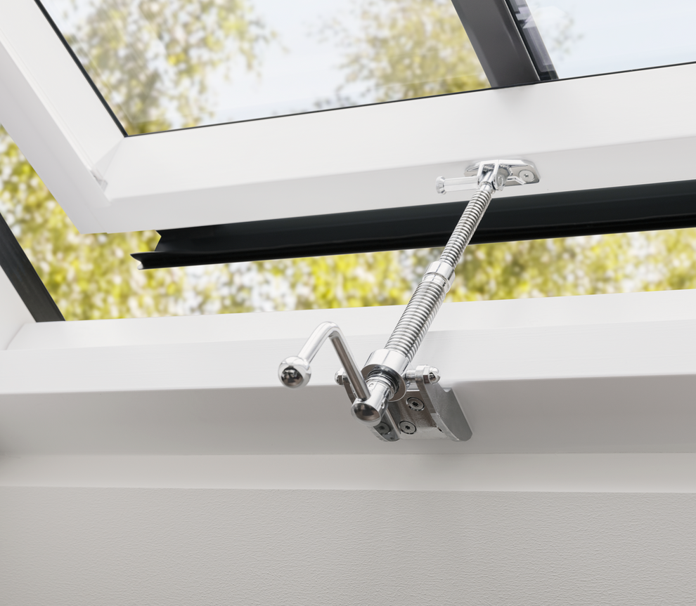 VELUX GCL FC08 2501H Heritage Conservation Roof Window (66 x 140 cm)